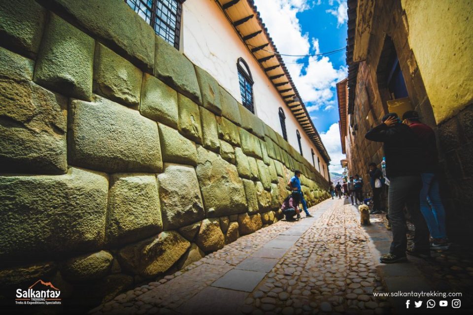 8 calles que explorar en Cusco mientras aprendes el idioma de los incas ...